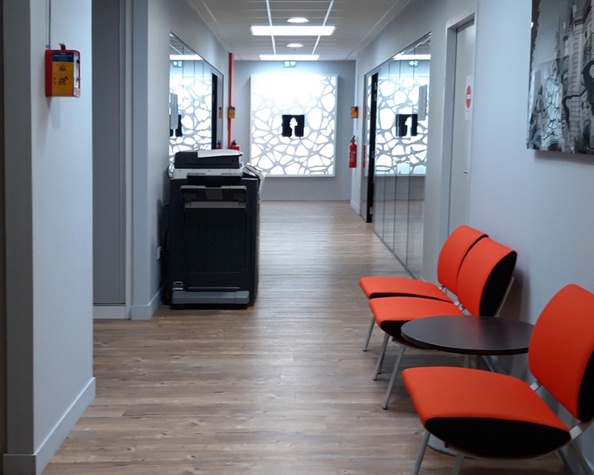 Caisson lumineux décoratif - Expocom - Signalétique, enseigne et décors ...